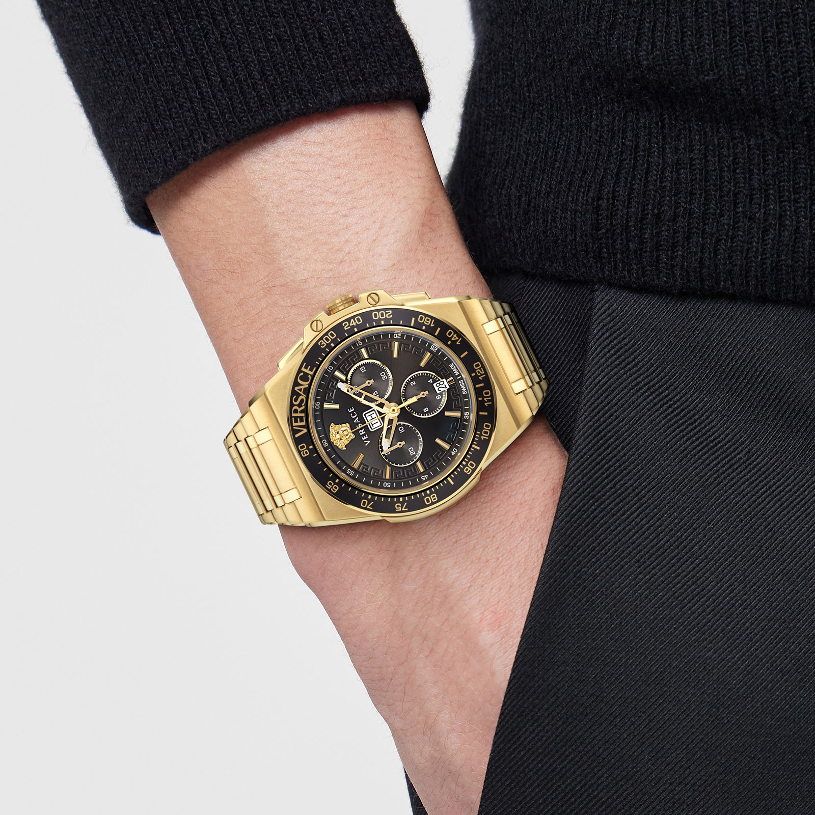 GRECA EXTREME CHRONO発売｜NEWS｜VERSACE WATCHES - ヴェルサーチェ・イタリア発の高級腕時計 ...