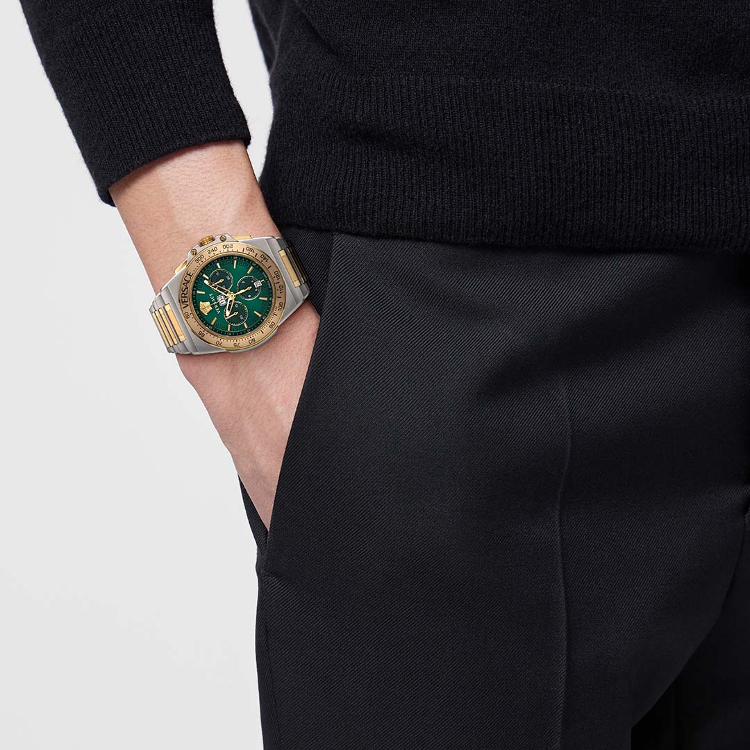 GRECA EXTREME CHRONO 限定カラー｜NEWS｜VERSACE WATCHES - ヴェルサーチェ・イタリア発の高級腕時計 ...